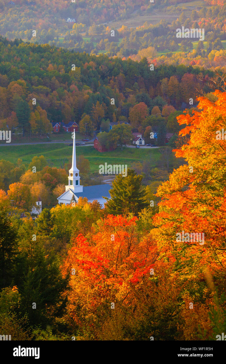 Fall Foliage and the Stowe Community Church, Stowe, Vermont, USA Stock ...