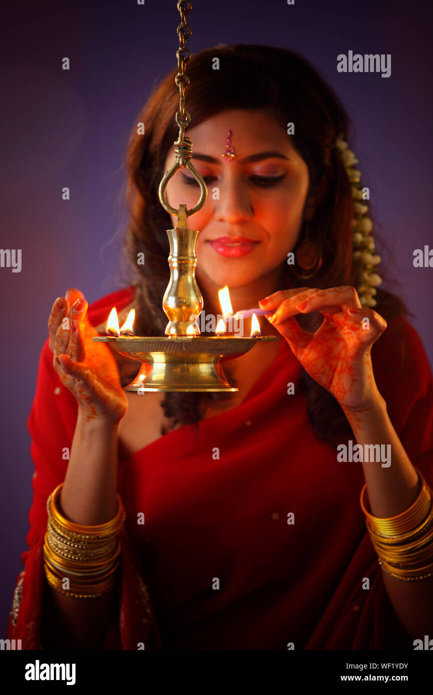 Indian lighting hi-res stock photography and images - Alamy