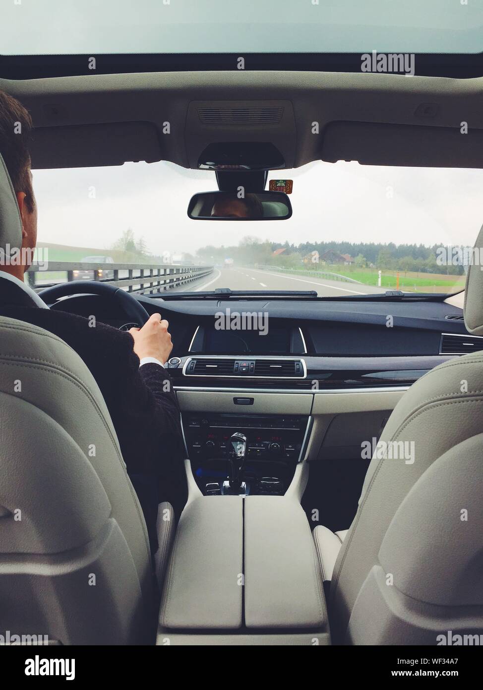 Back view man hi-res stock photography and images - Alamy