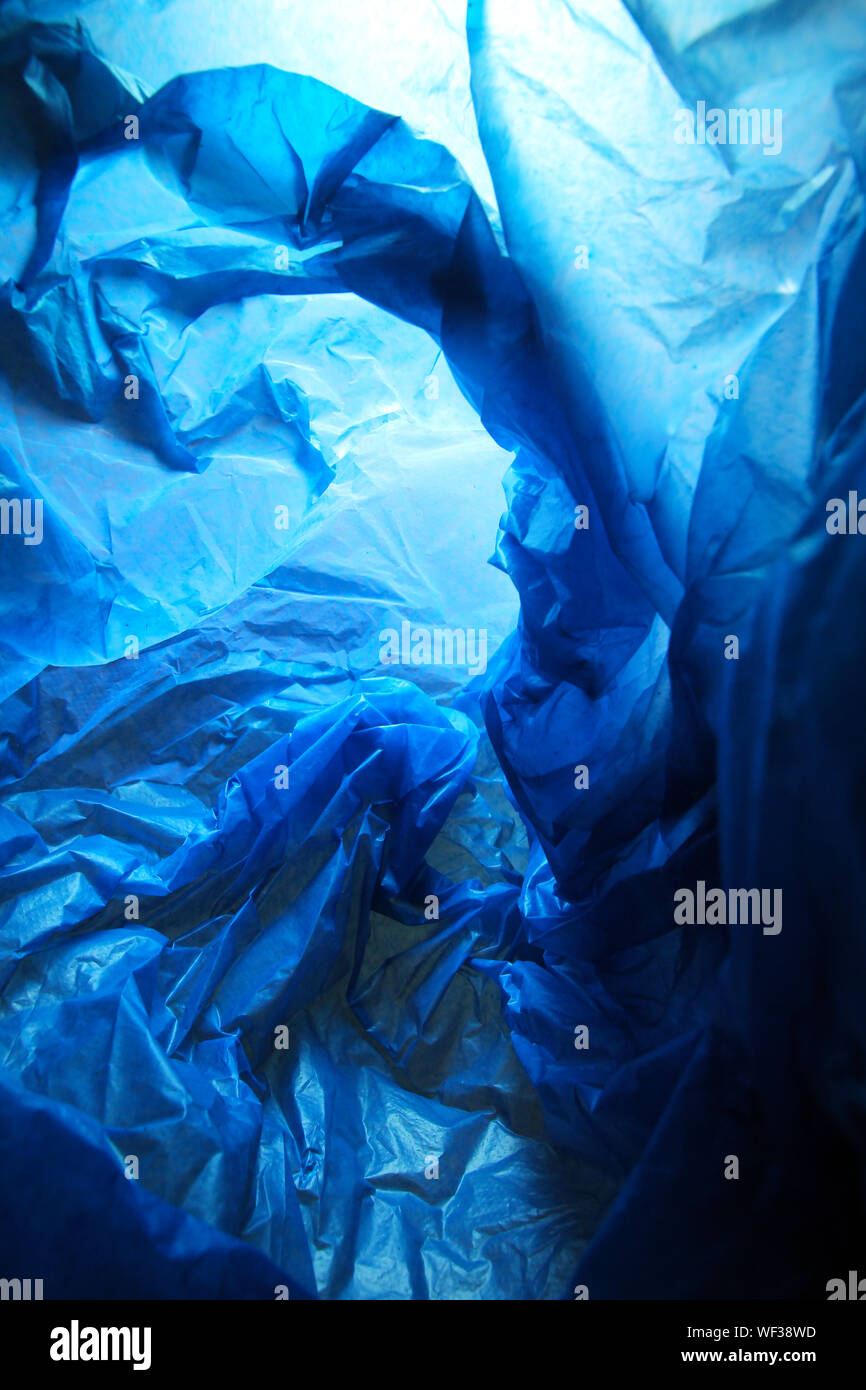 Plastic crumpled hi-res stock photography and images - Alamy