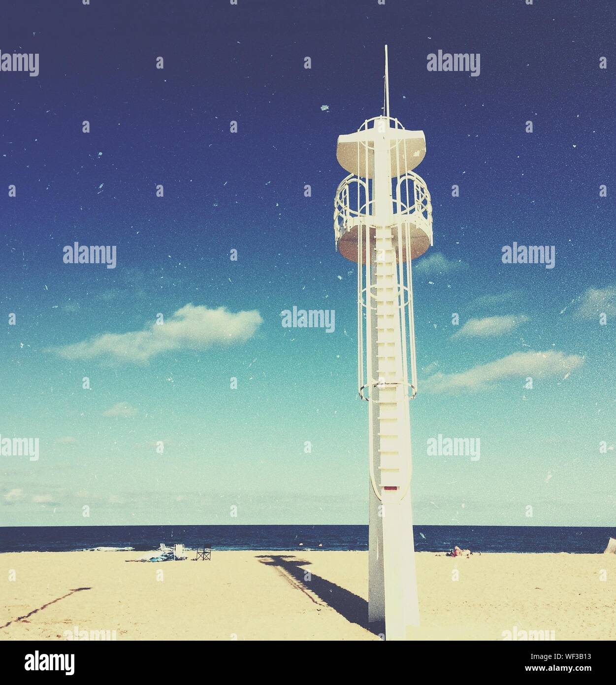 Empty water tower hi-res stock photography and images - Alamy