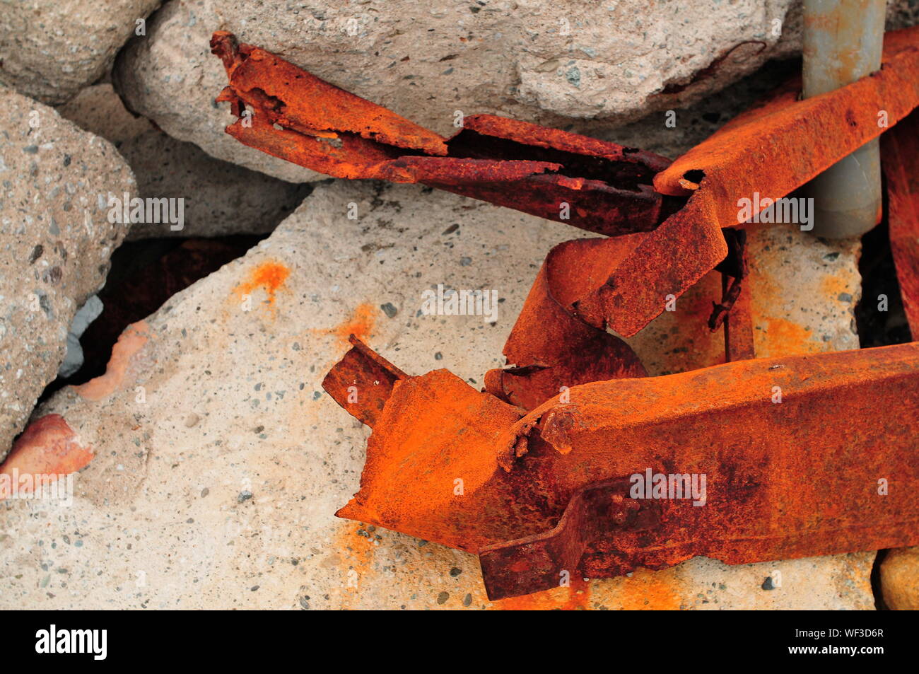 Tube scrap hi-res stock photography and images - Alamy
