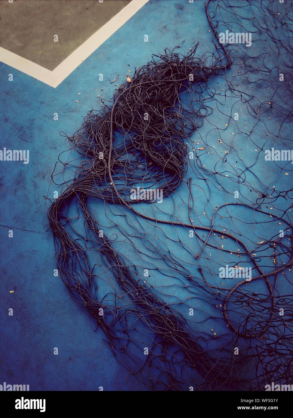 Broken Net High Resolution Stock Photography and Images - Alamy