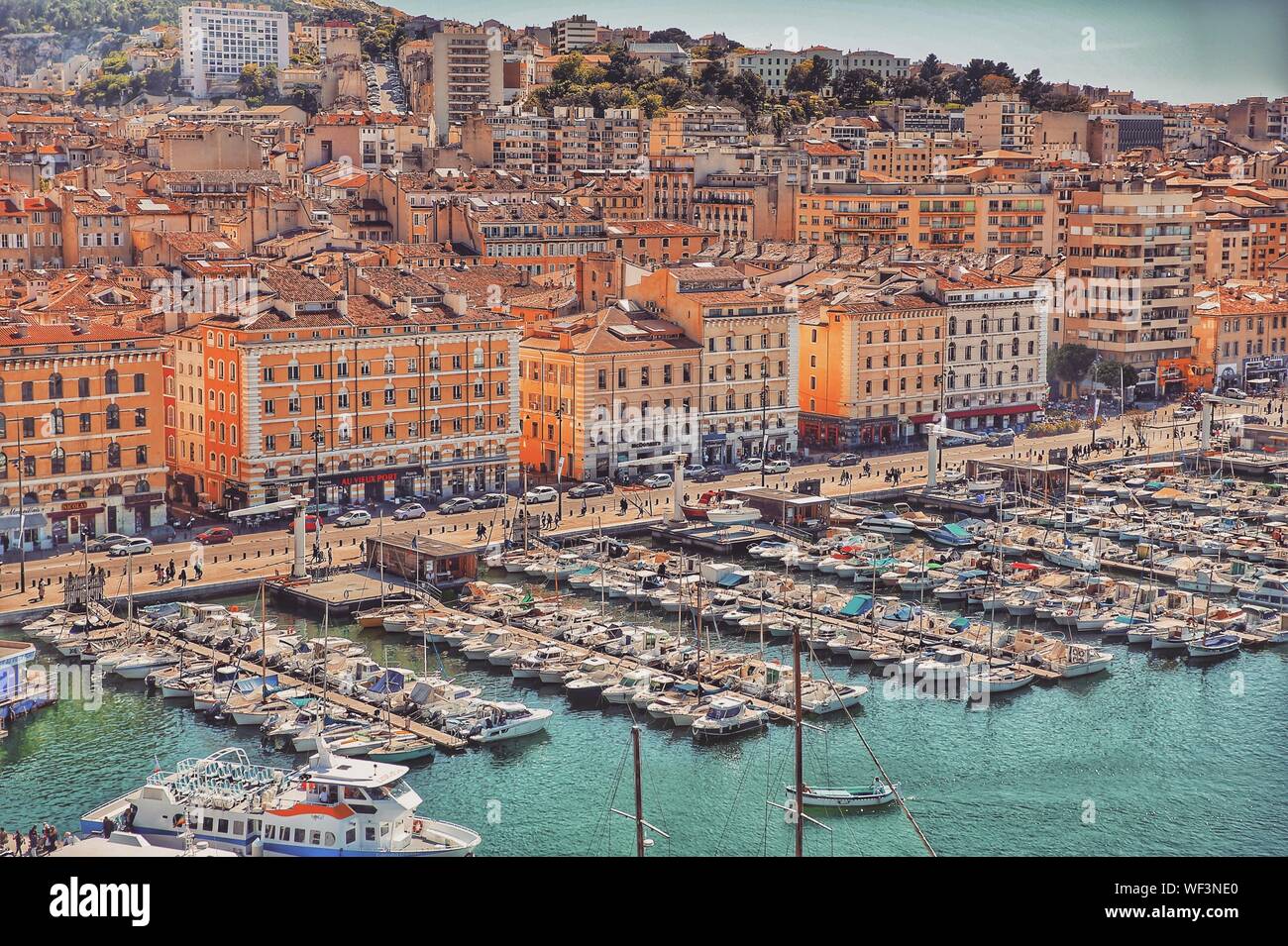 Marseille waterfront hi-res stock photography and images - Alamy