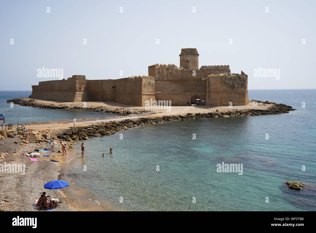 Castella hi-res stock photography and images - Alamy