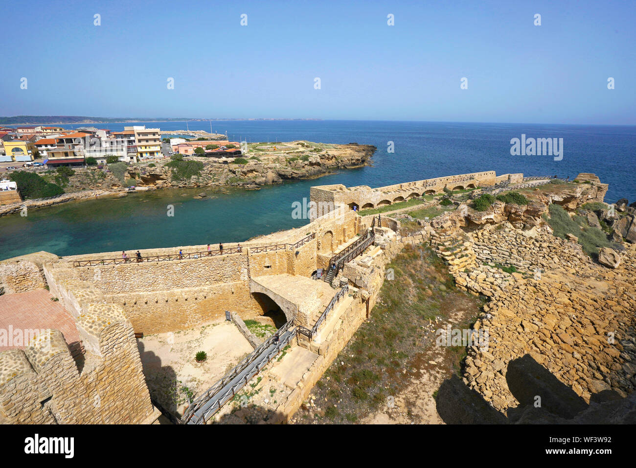 The ancient fortress of Le Castella, Isola di Capo Rizzuto, Le Castella ...