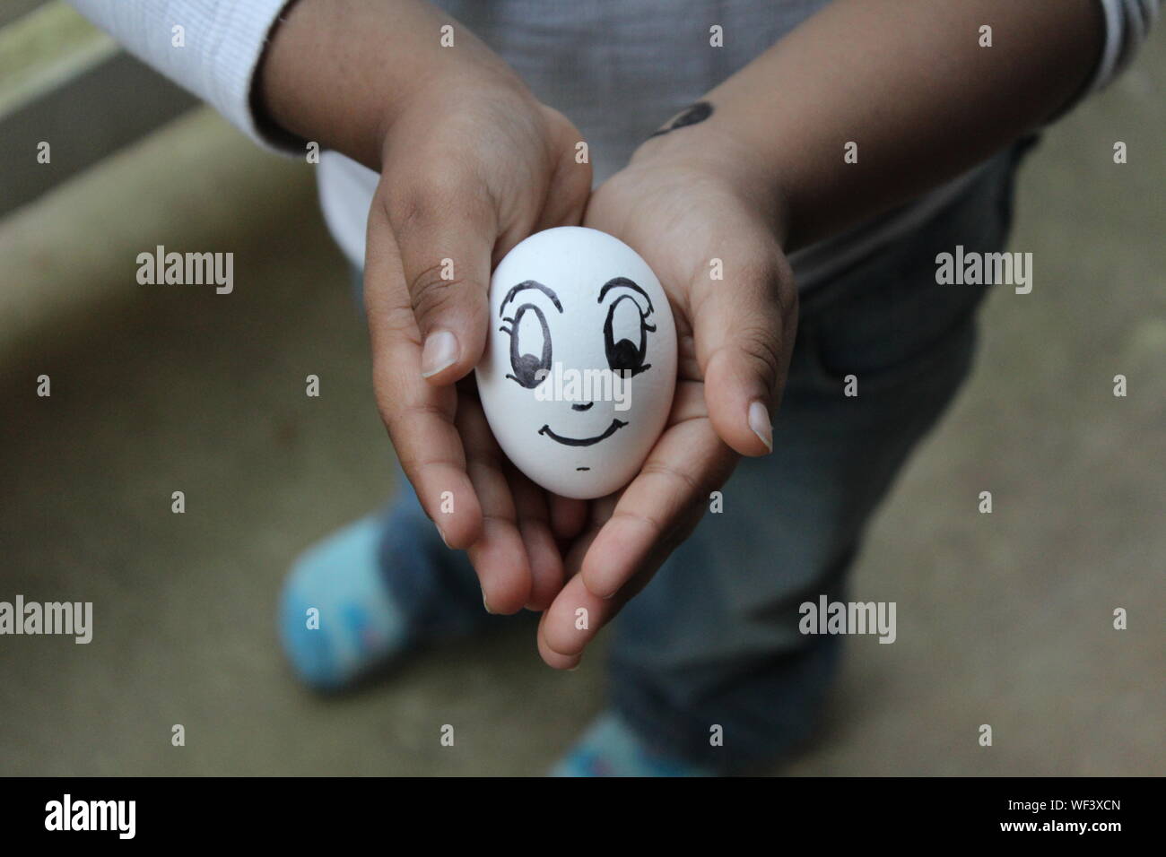 Egg on face hi-res stock photography and images - Alamy