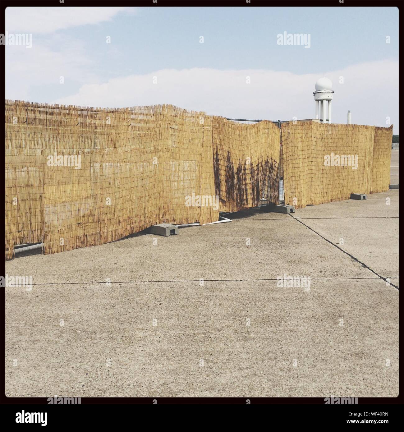 Protection radar hi-res stock photography and images - Alamy