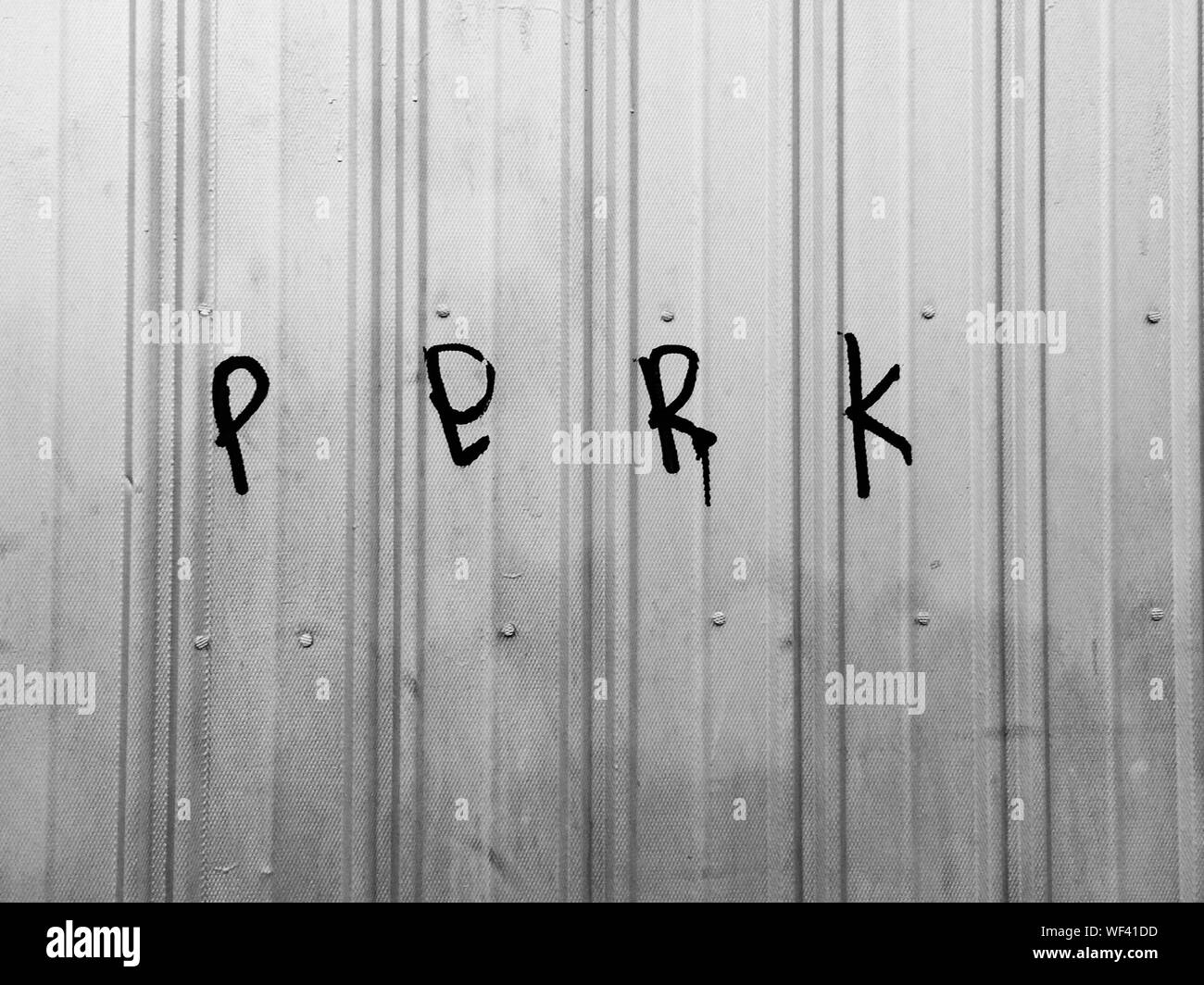 Graffiti metal hi-res stock photography and images - Alamy