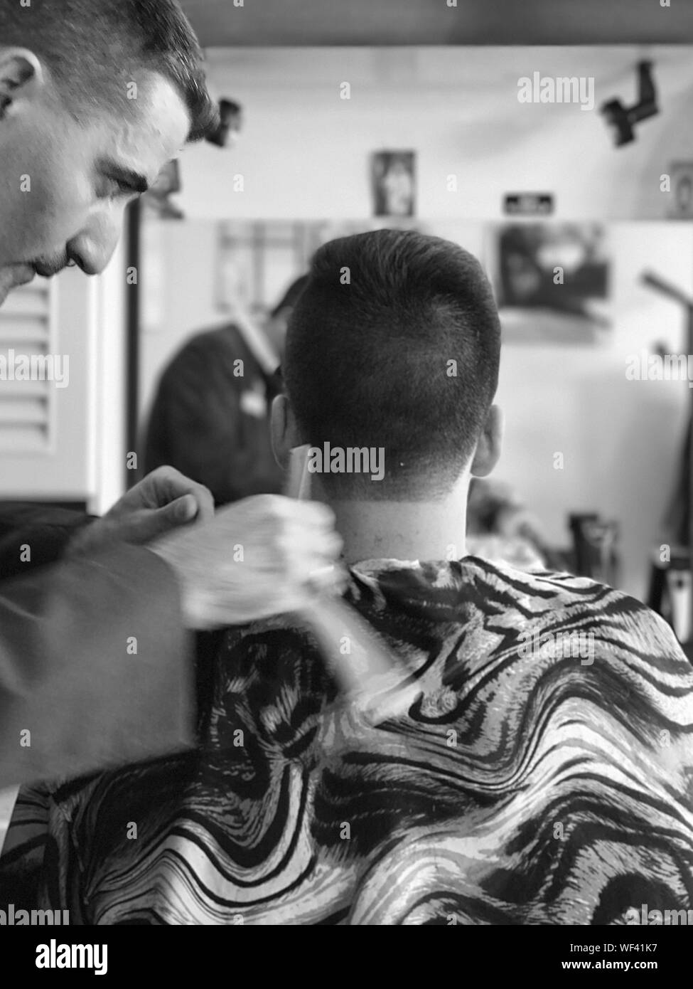 Barber shop customer hi-res stock photography and images - Alamy