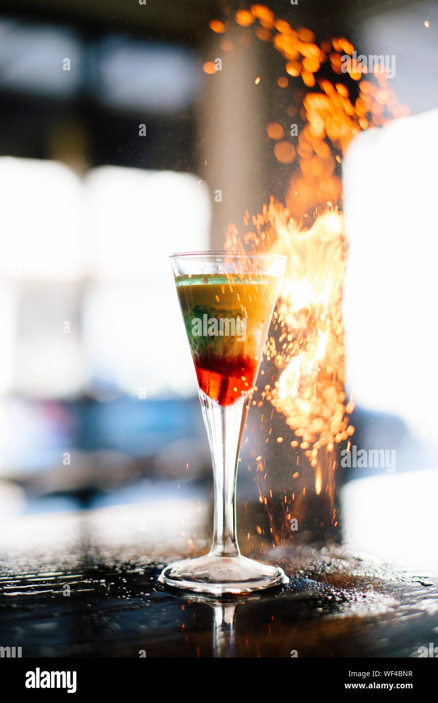 Fire on the bar hi-res stock photography and images - Alamy