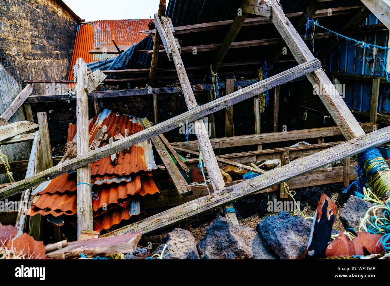 Broken house hi-res stock photography and images - Alamy