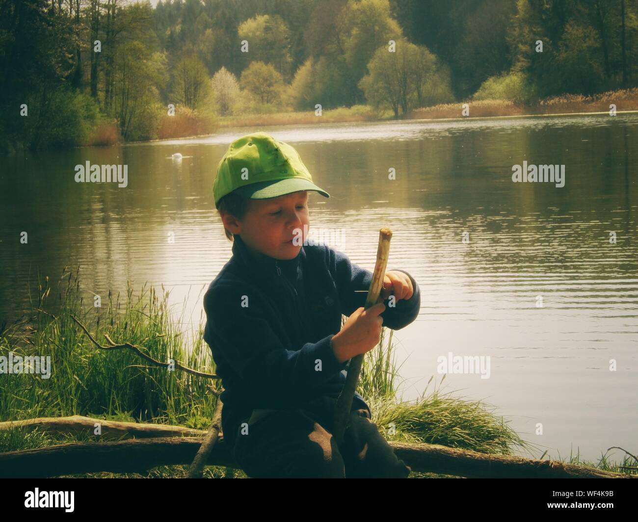 Whittling hi-res stock photography and images - Alamy