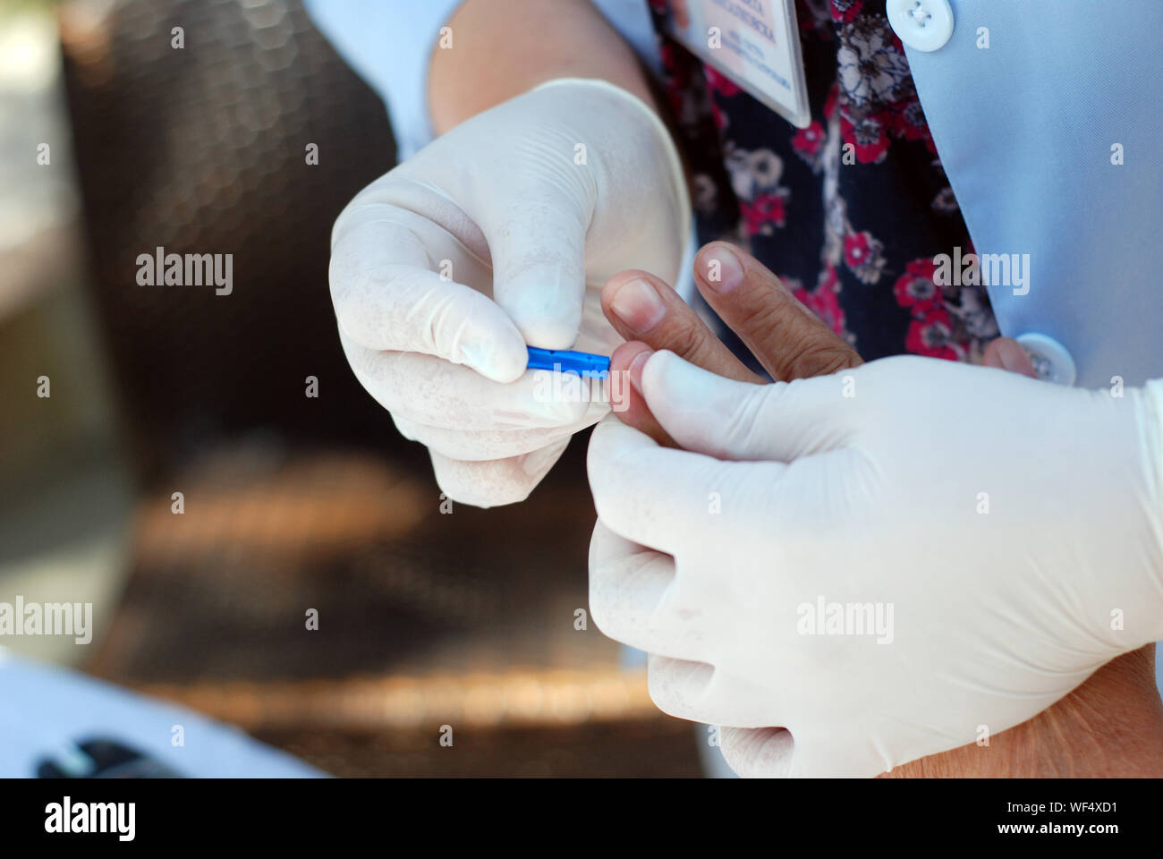 Taking blood hi-res stock photography and images - Alamy