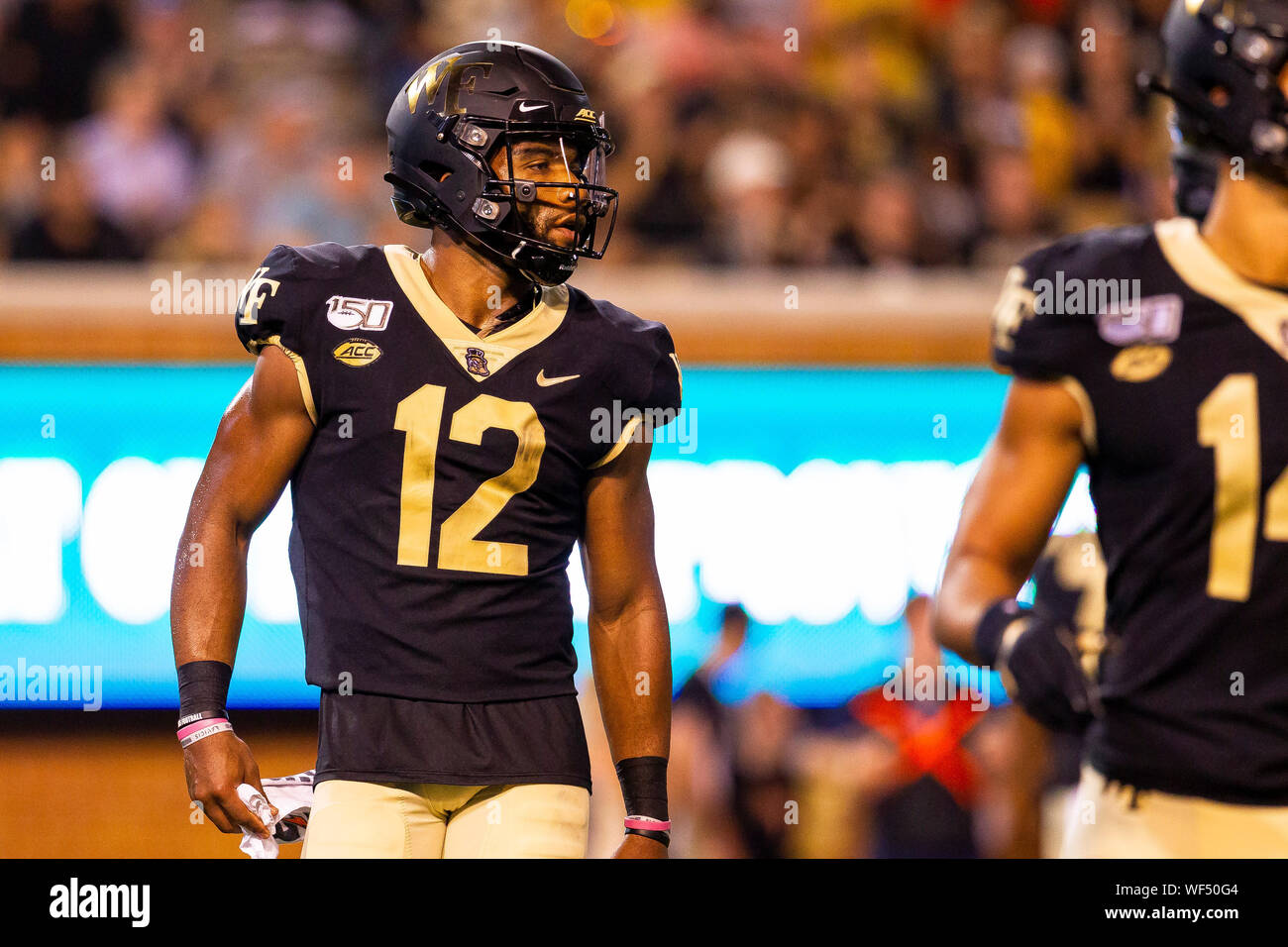 Scott newman hi-res stock photography and images - Alamy