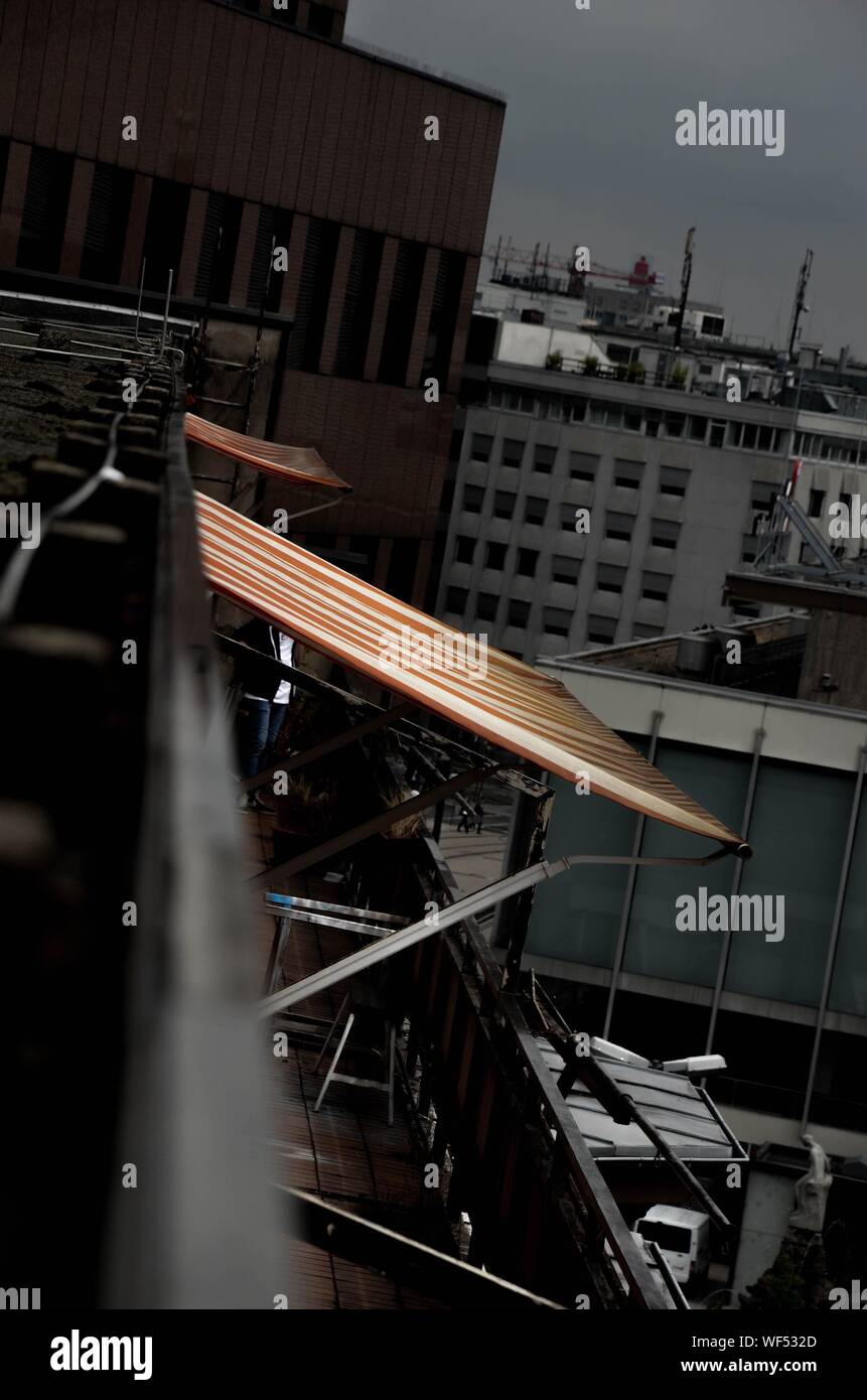 Safety terrace hi-res stock photography and images - Alamy