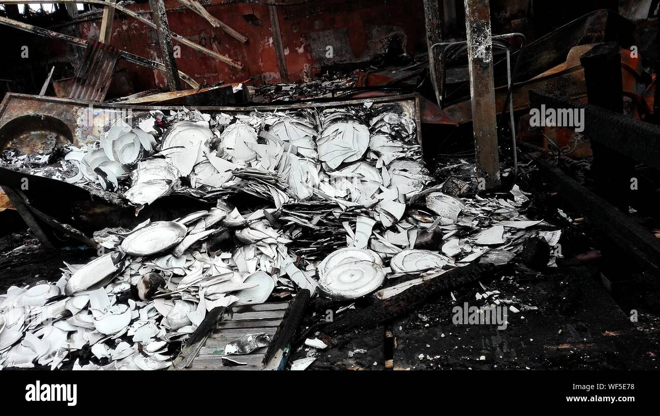 Broken Crockery High Resolution Stock Photography and Images - Alamy