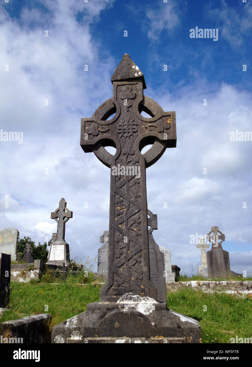 Old crosses hi-res stock photography and images - Alamy