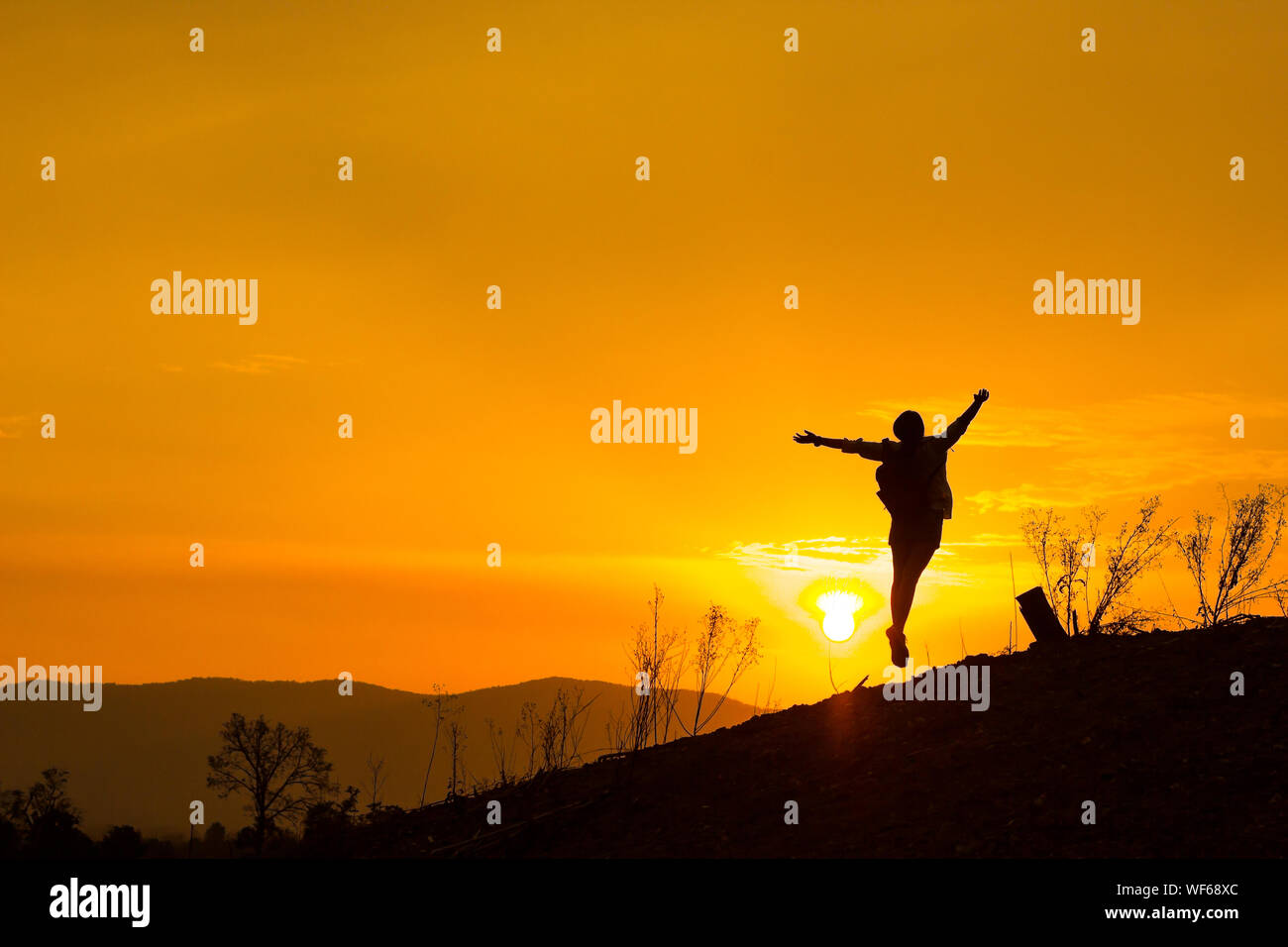 Hill jumping hi-res stock photography and images - Alamy