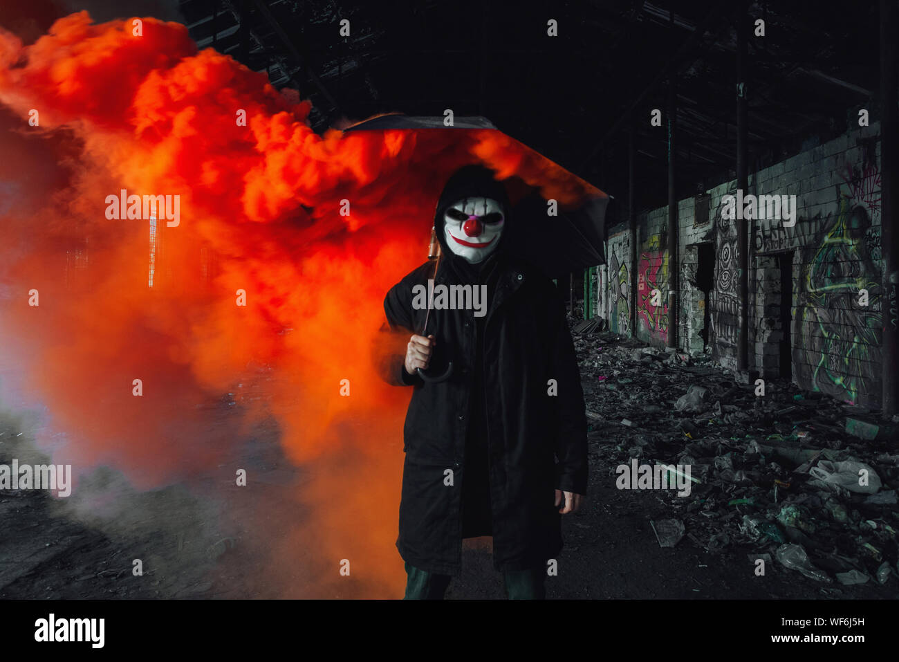 Scary person hi-res stock photography and images - Alamy