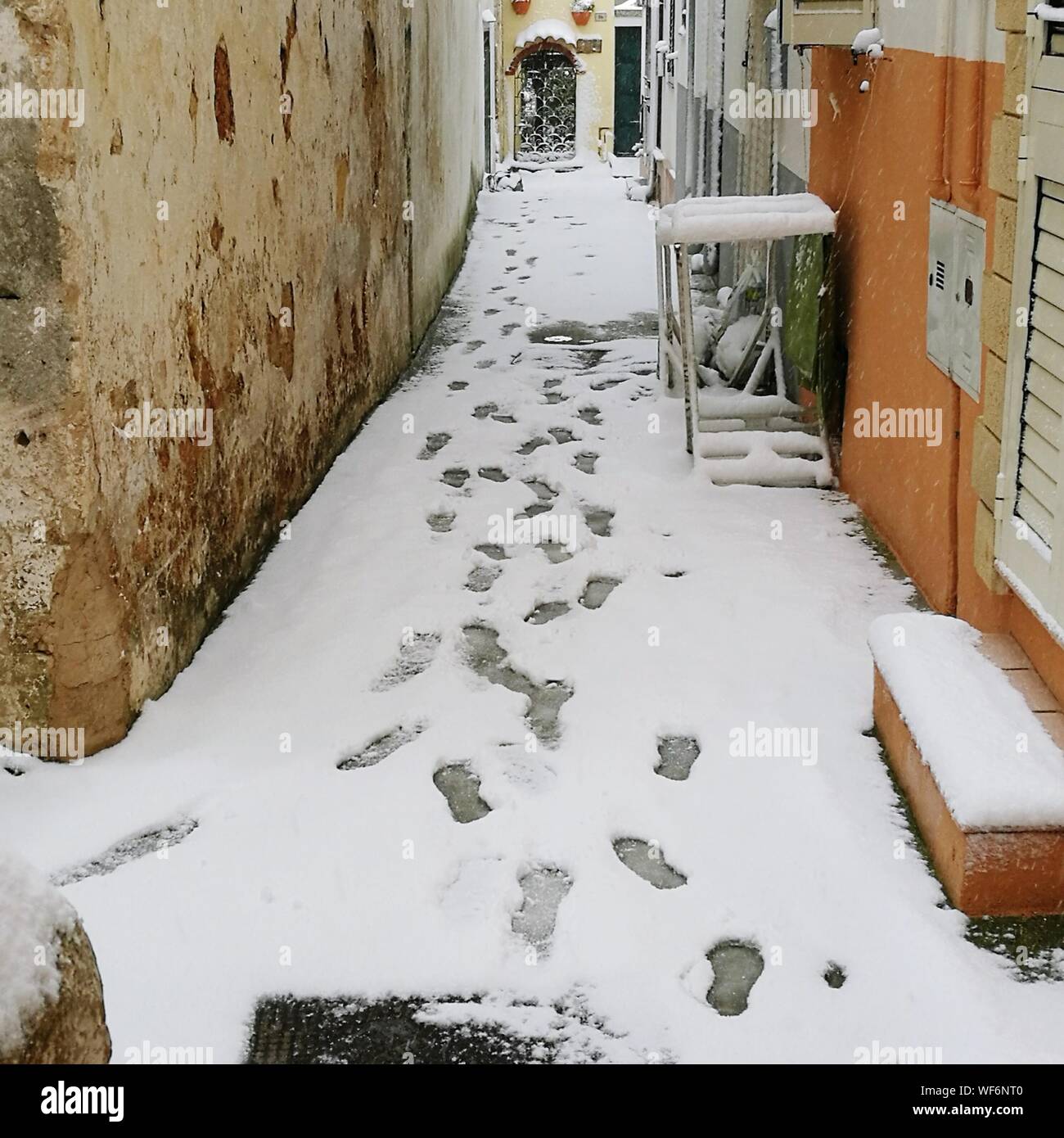 Covered Alley Stock Photos & Covered Alley Stock Images - Alamy