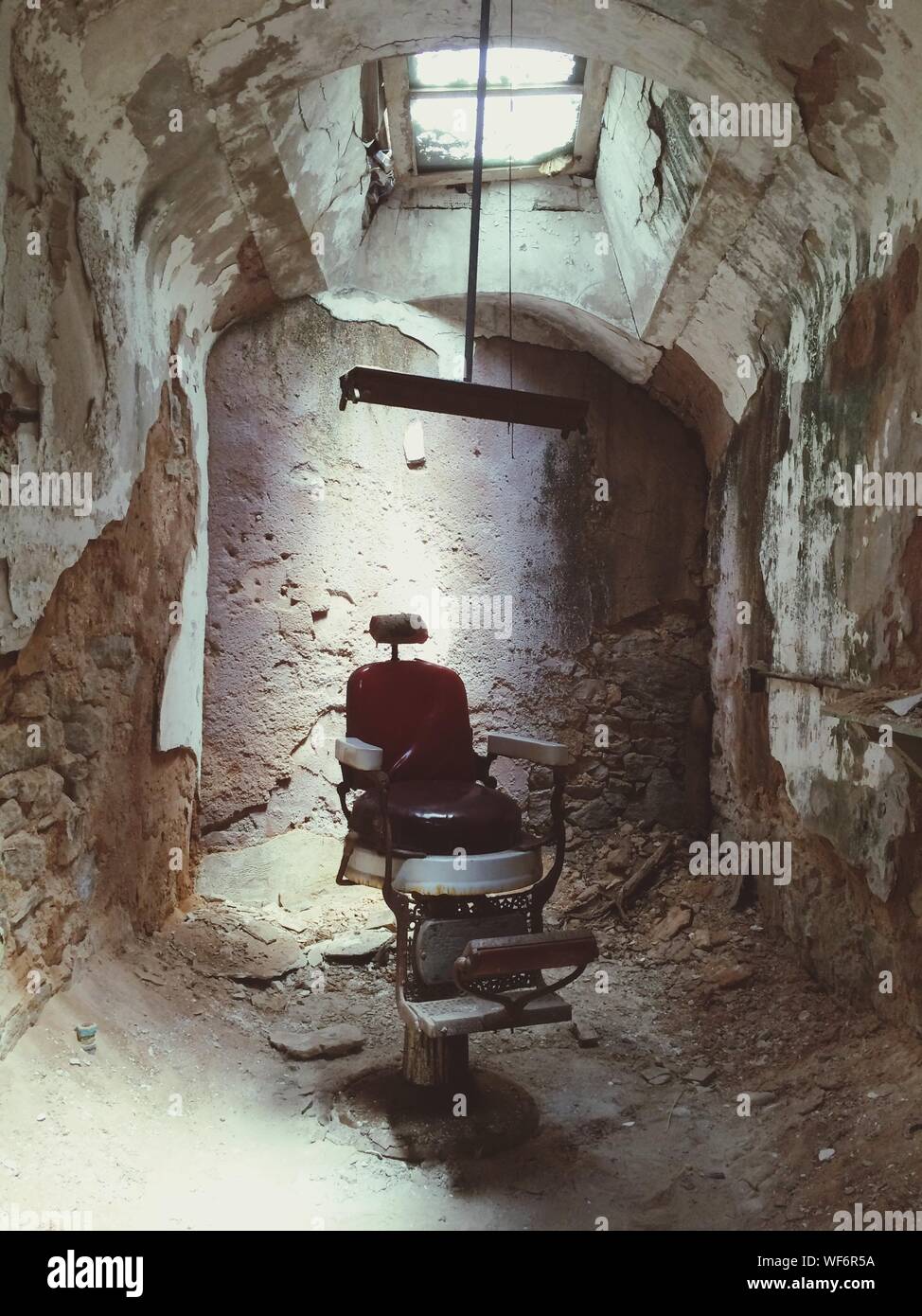 Worn chairs hi-res stock photography and images - Alamy