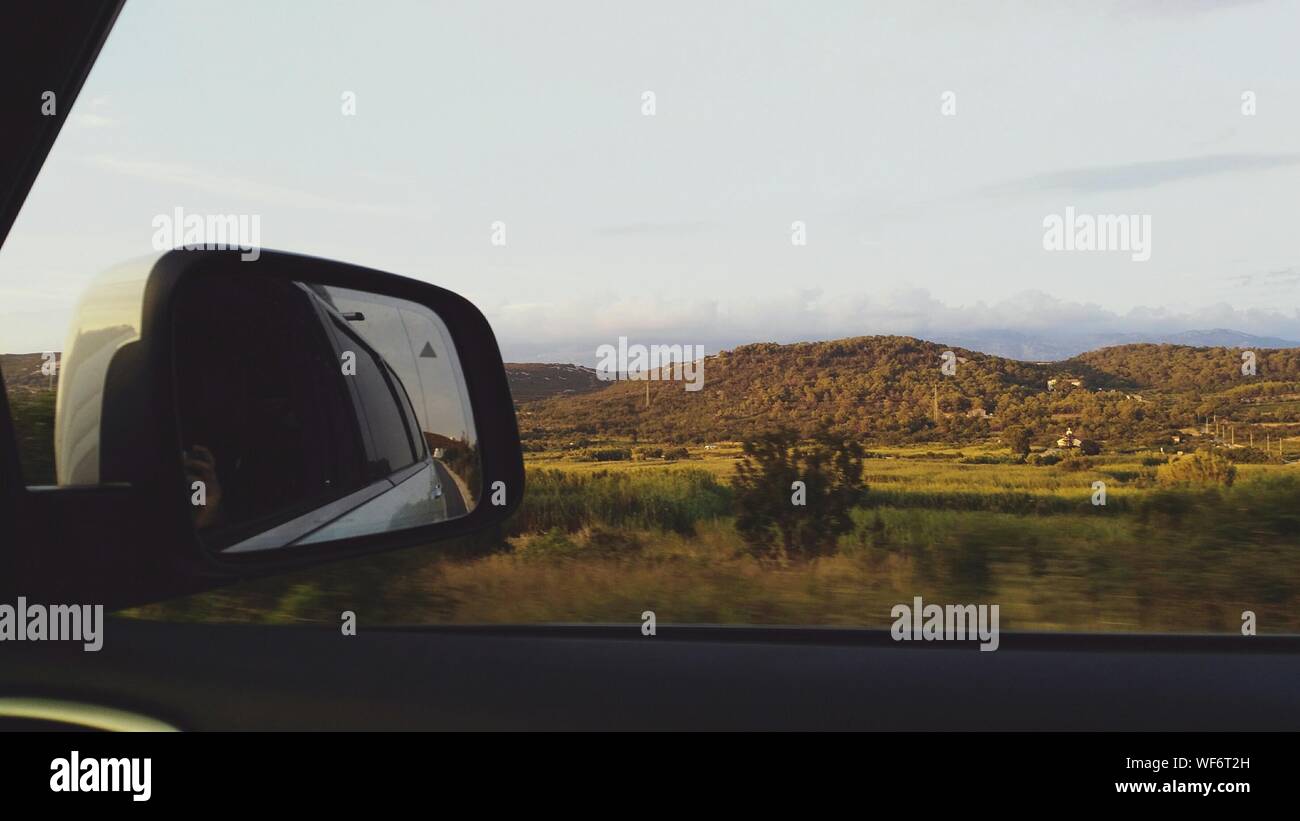 Vehicle rear view hi-res stock photography and images - Alamy