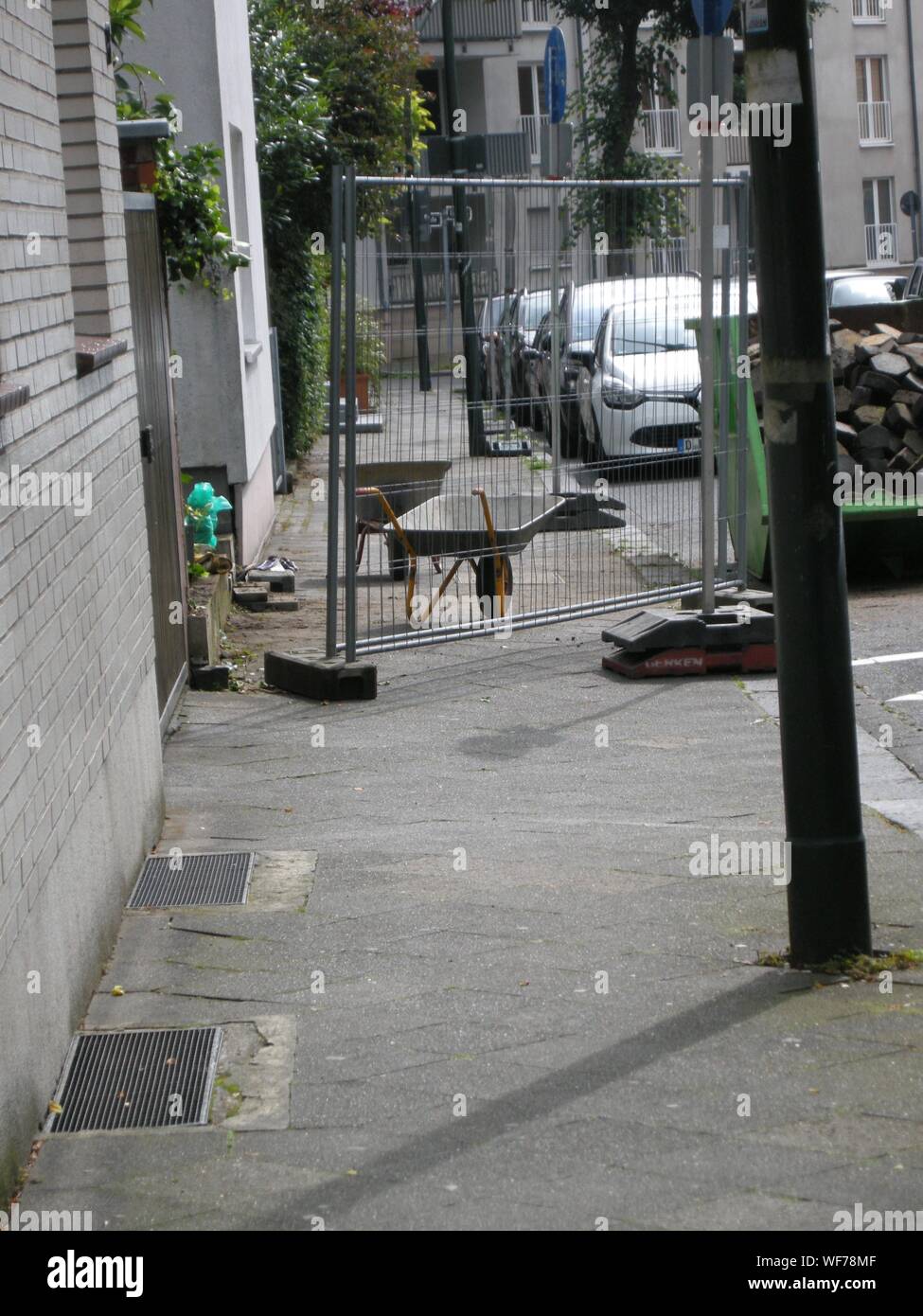Barricade footpath barricade hi-res stock photography and images - Alamy