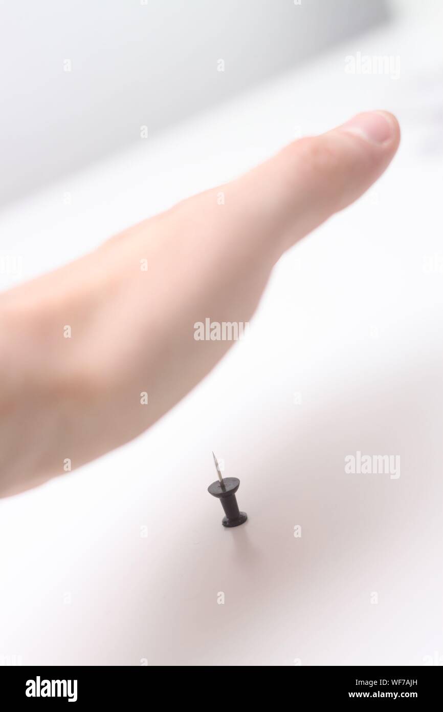 Thumbtack finger hi-res stock photography and images - Alamy