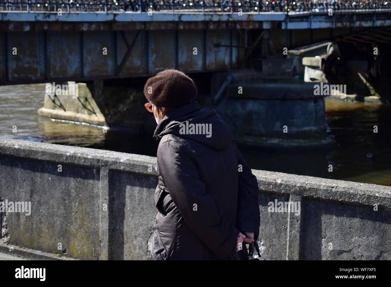 Hands up man back hi-res stock photography and images - Alamy