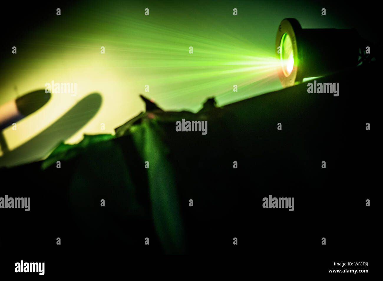 Red and green laser lights hi-res stock photography and images - Alamy