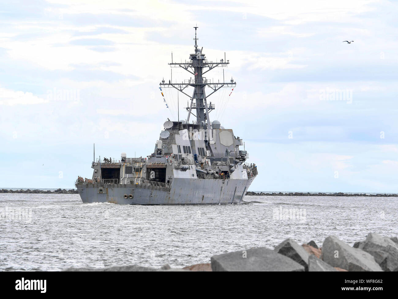 Destroyer 139 hi-res stock photography and images - Alamy