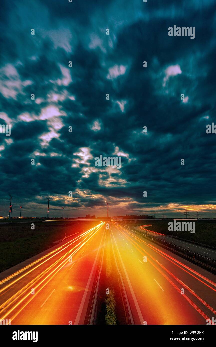 Highway light night hi-res stock photography and images - Alamy