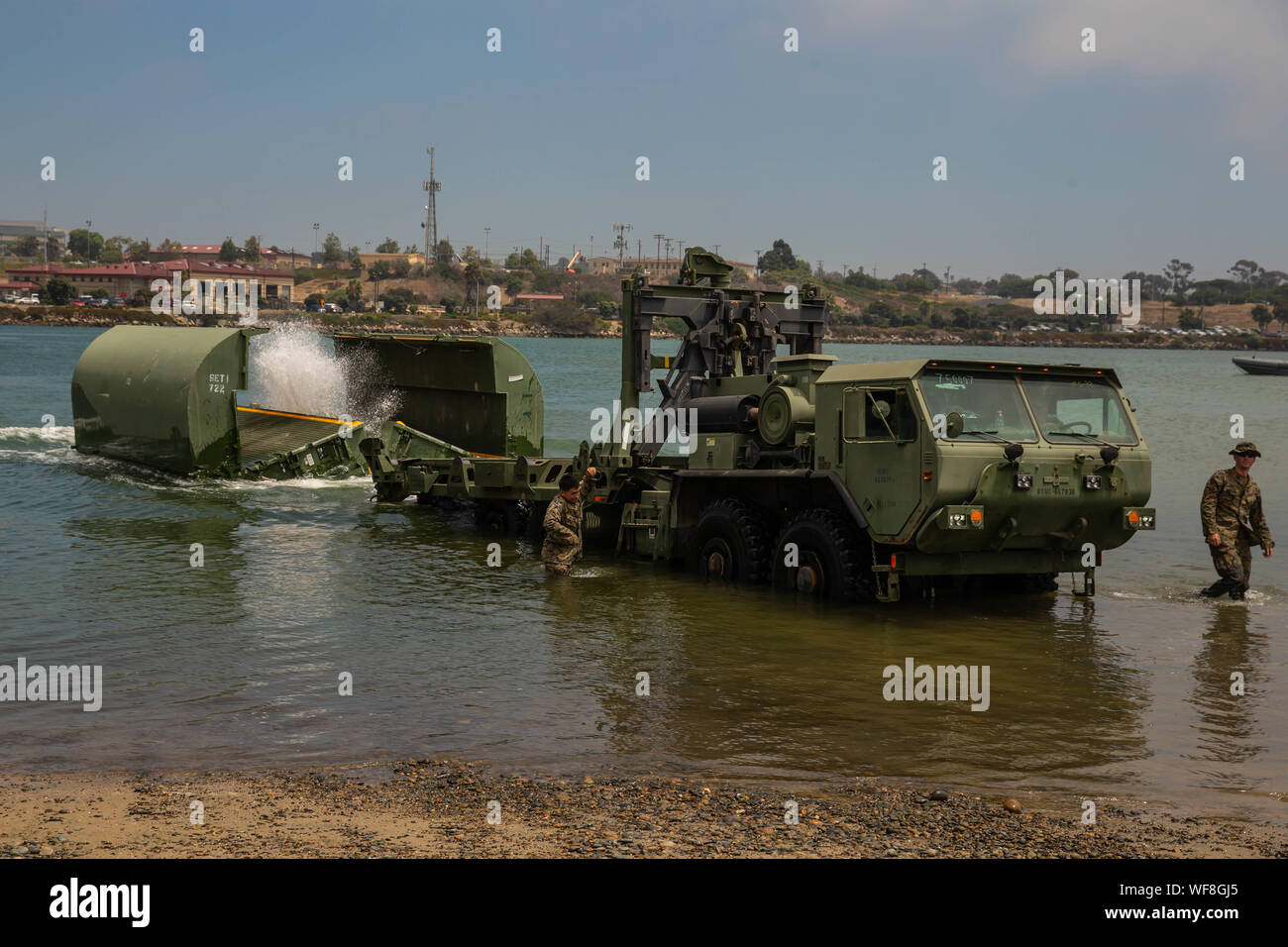Marine bridge company 7th engineer hi-res stock photography and images ...