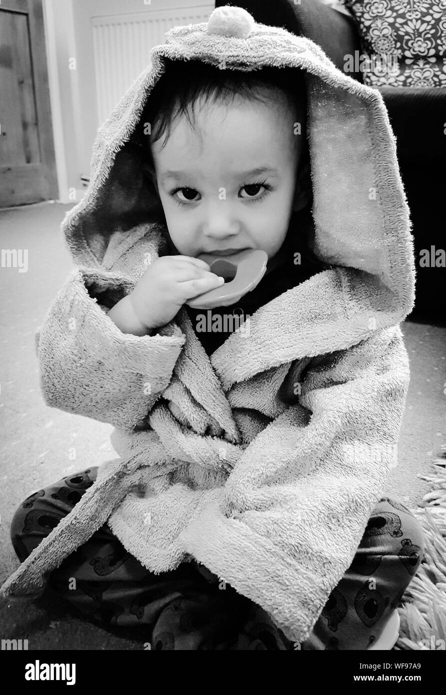 Child biting child hi-res stock photography and images - Alamy