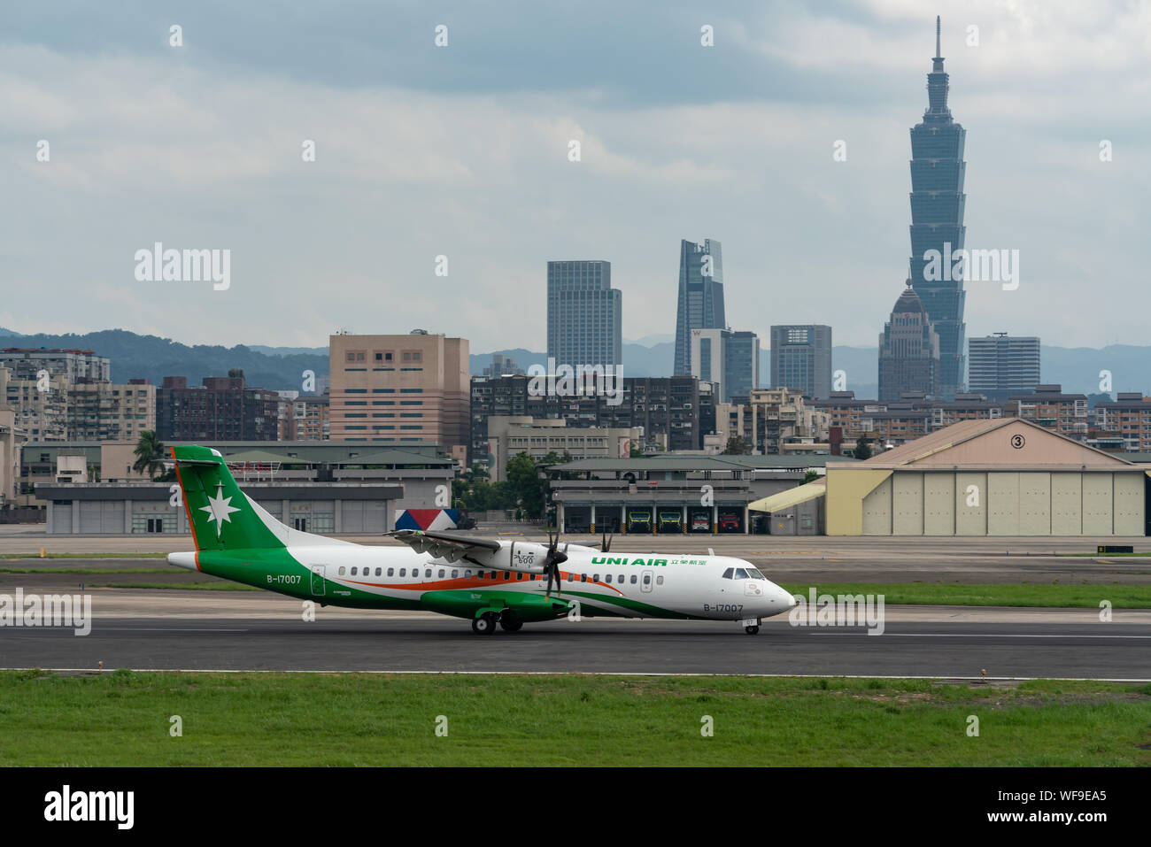 TAIPEI, TAIWAN - MAY 19, 2019: UNI Air ATR-72-600 taxing at the Taipei ...