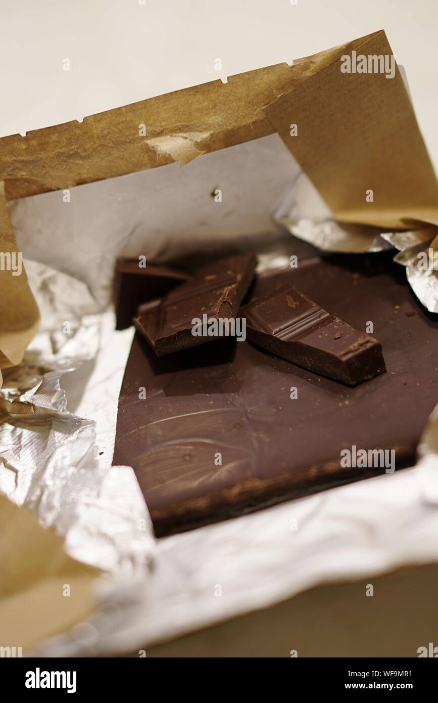 Gold bar no wrapper hi-res stock photography and images - Alamy