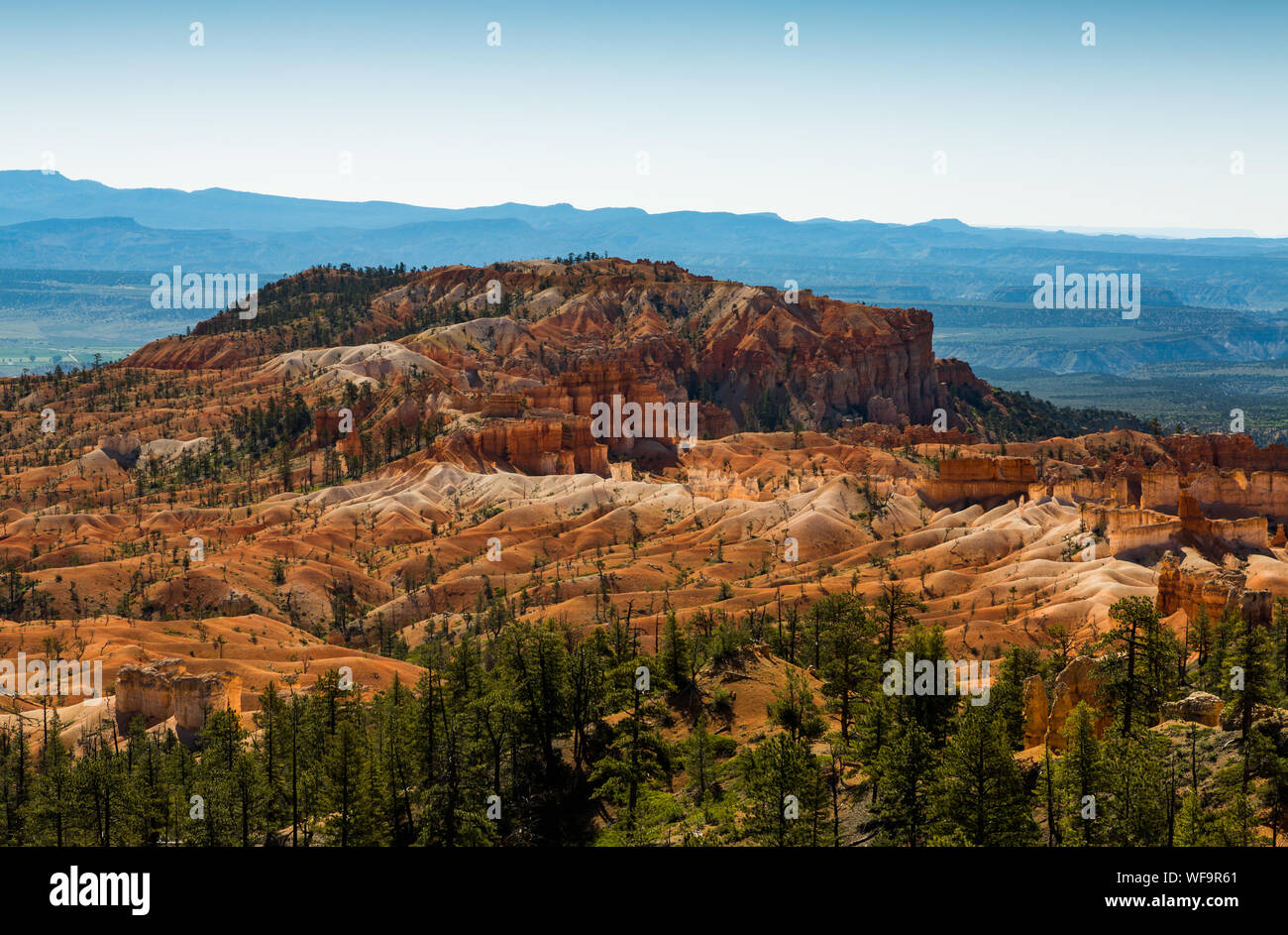 Amphitheater erosion weathering hi-res stock photography and images - Alamy