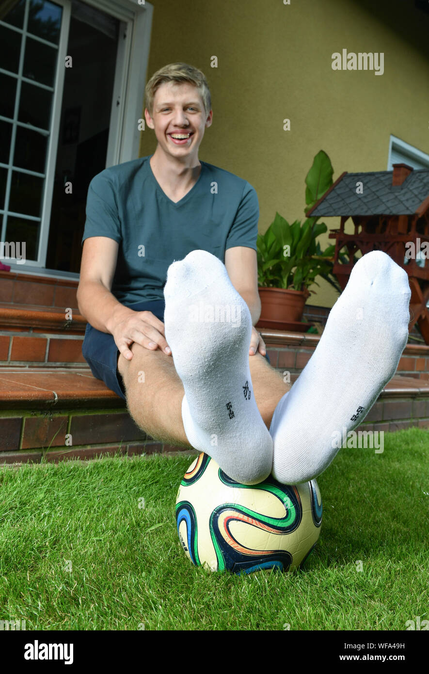 Guinness book of world records teenager hi-res stock photography and ...