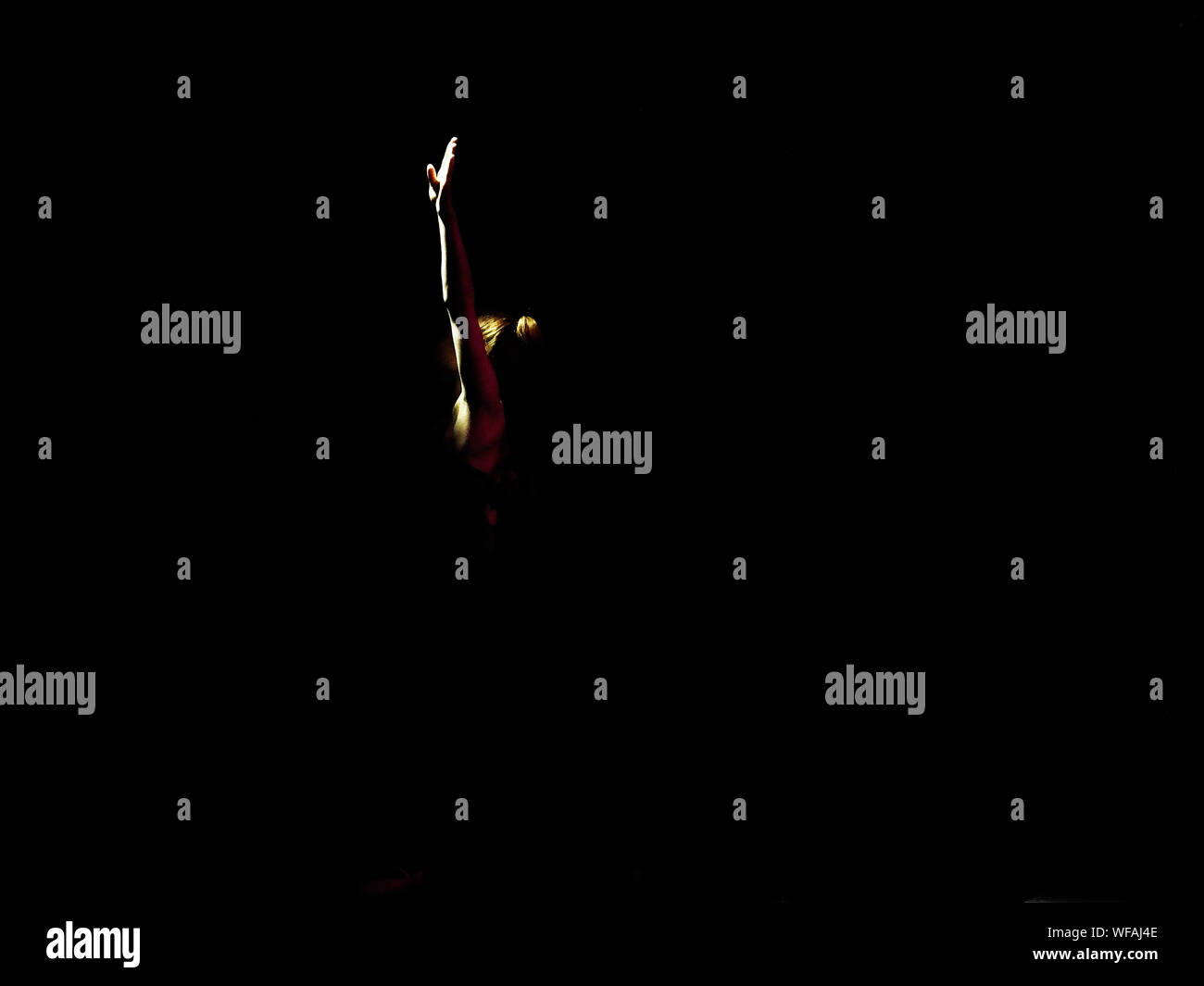 Woman spotlight hi-res stock photography and images - Alamy