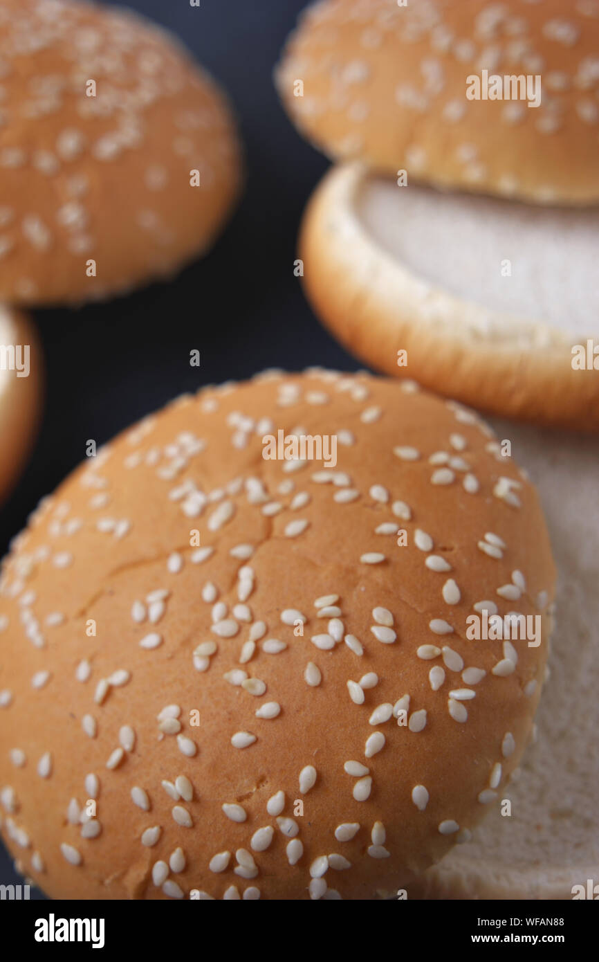 Sesame buns hi-res stock photography and images - Alamy