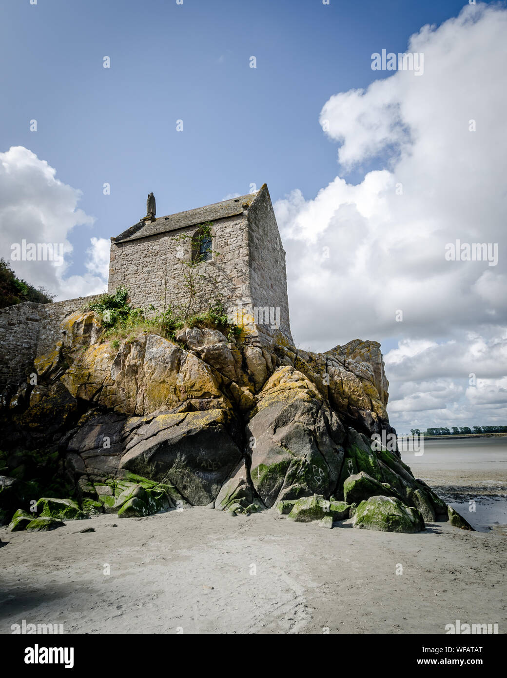 Normandy medieval rock wall hi-res stock photography and images - Alamy