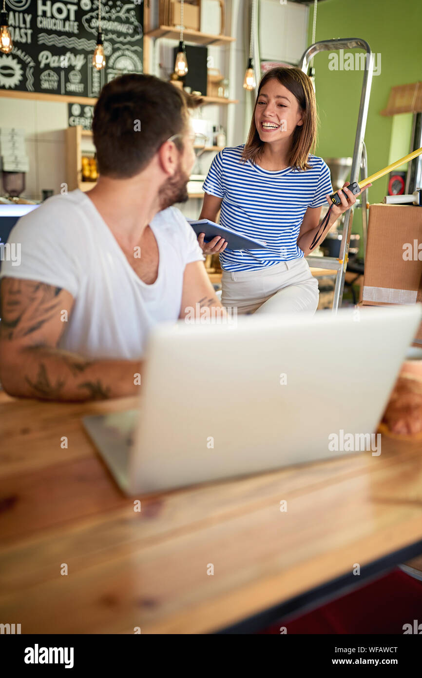 Cafe workplace hi-res stock photography and images - Alamy