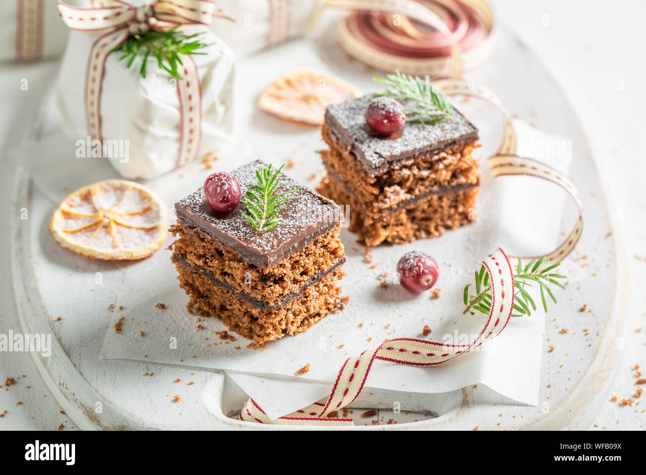 Orange cake with jam hi-res stock photography and images - Alamy