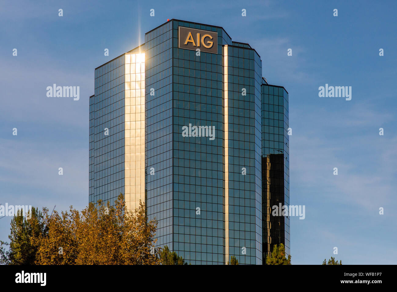 Aig building in woodland hills hi-res stock photography and images - Alamy