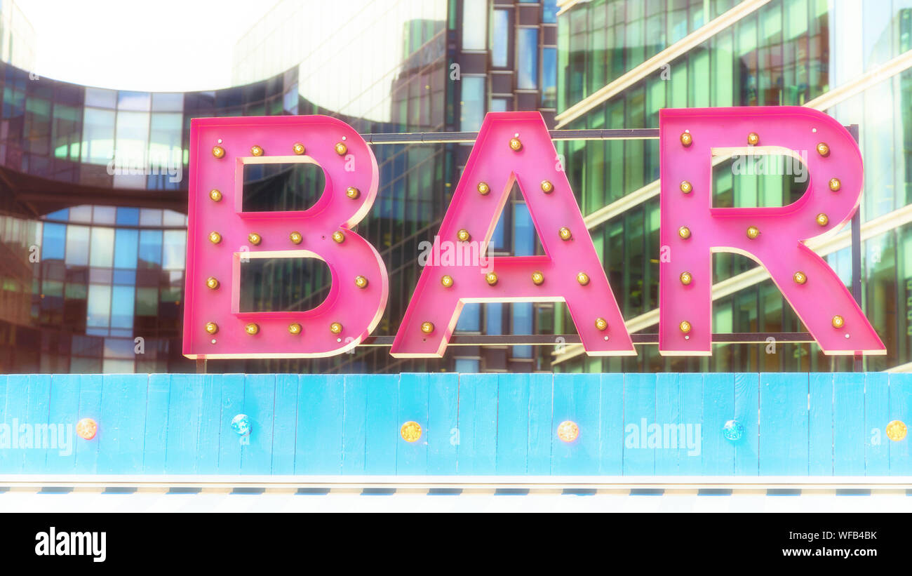 London street 1950s sign hi-res stock photography and images - Alamy
