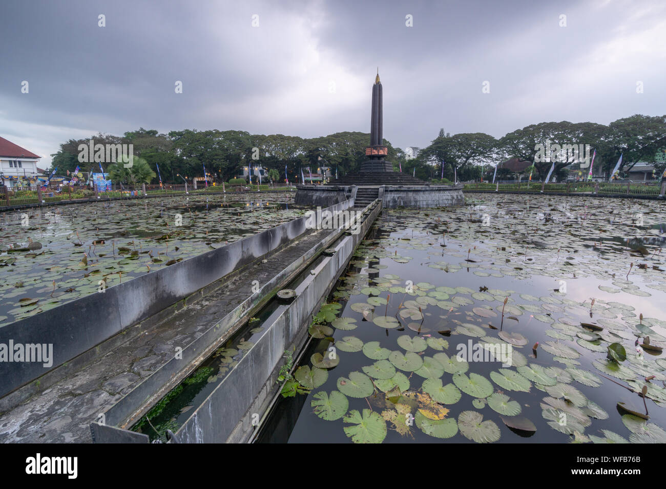Monumen Tugu Balai Kota Malang are one of the landmark and monument for ...