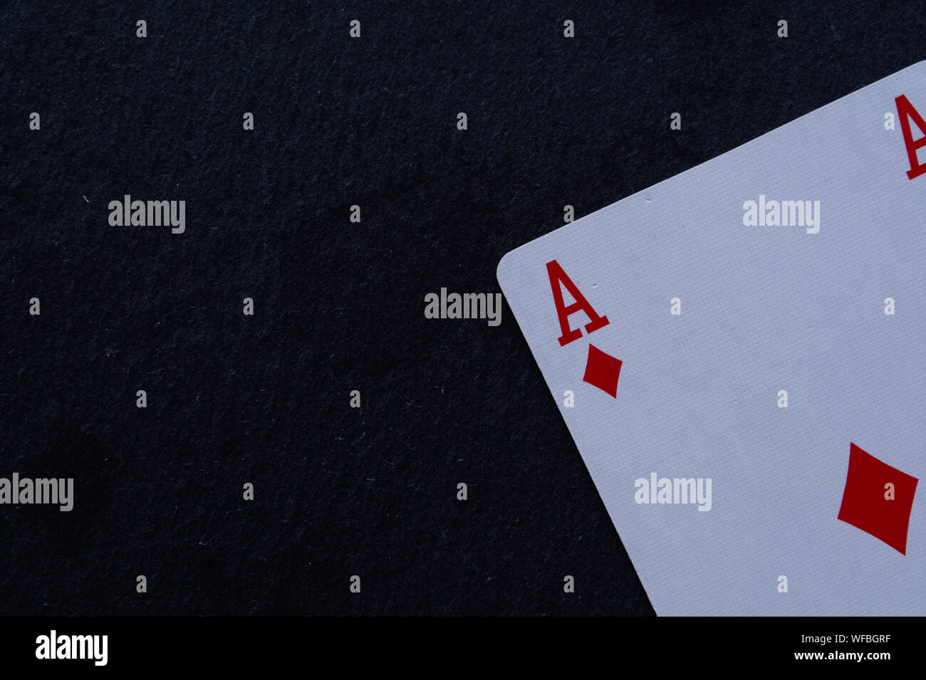 Playing cards on table hi-res stock photography and images - Alamy