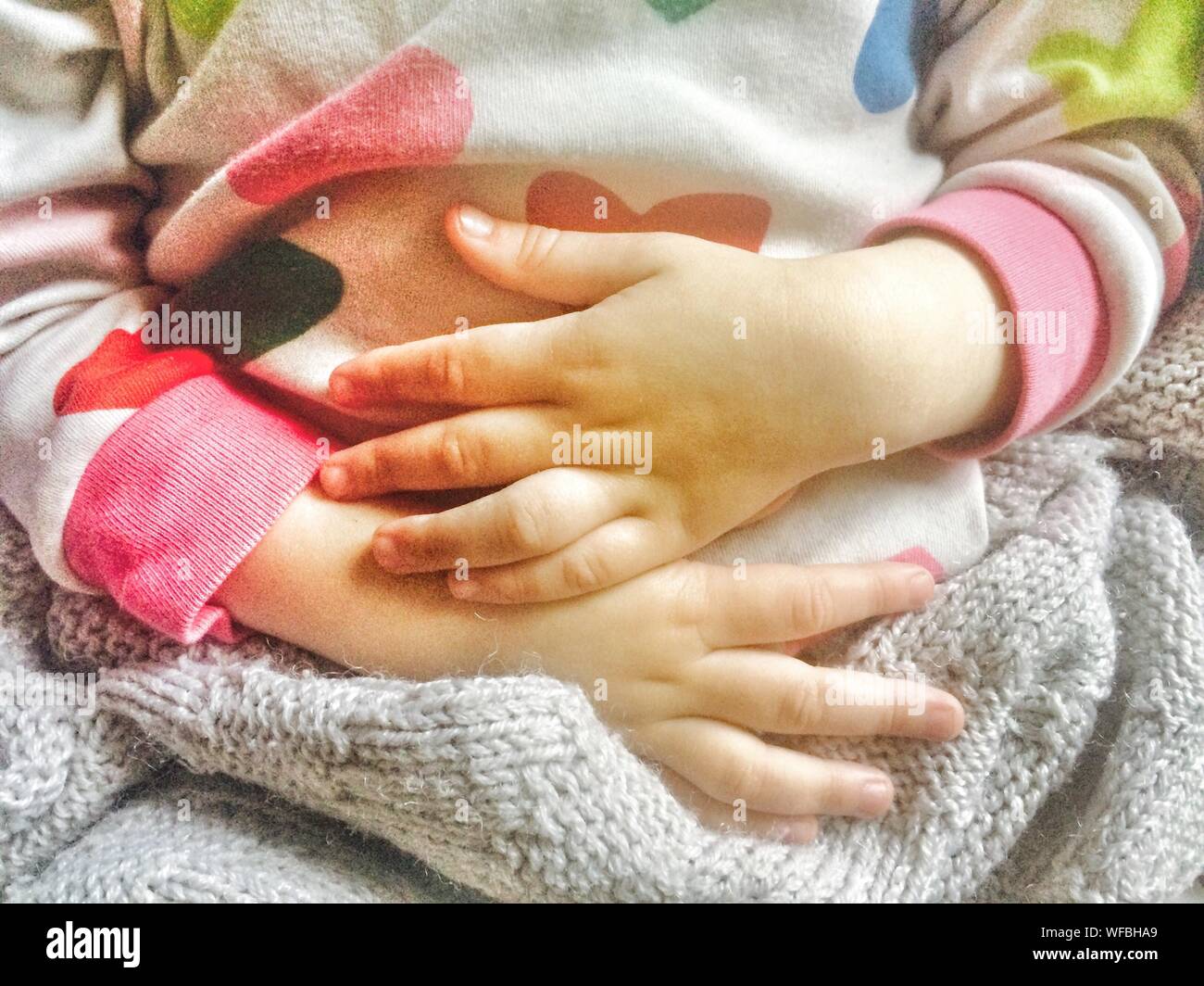Stomach hands hi-res stock photography and images - Alamy