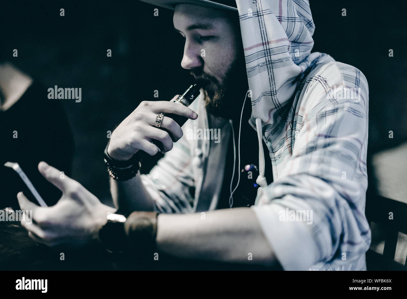 Electronic using hi-res stock photography and images - Alamy